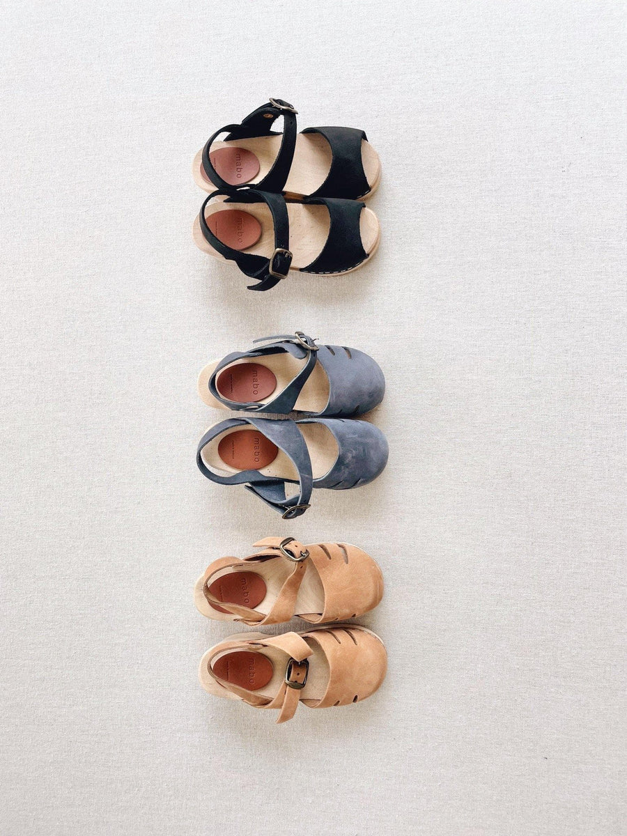 open toe clogs in black leather nubuck – mabo